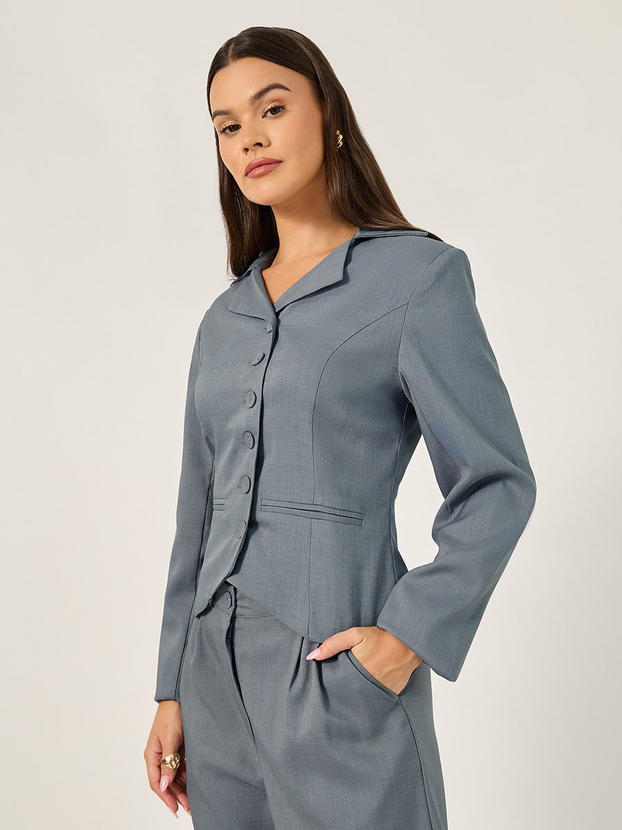 Regular Fit Notch Label Neck Short Blazer For Women at UAE | Styli