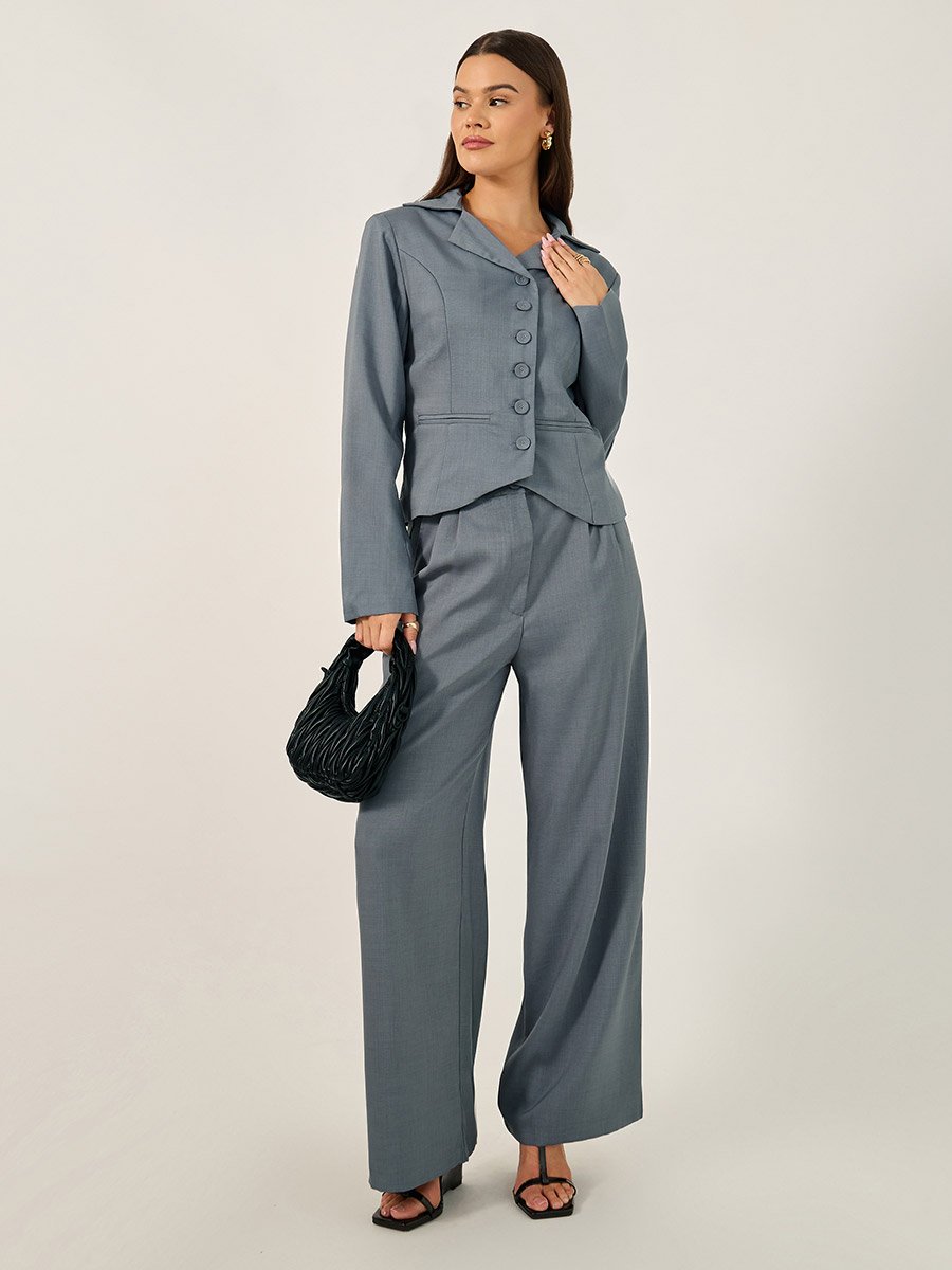 Regular Fit Notch Label Neck Short Blazer For Women at UAE | Styli