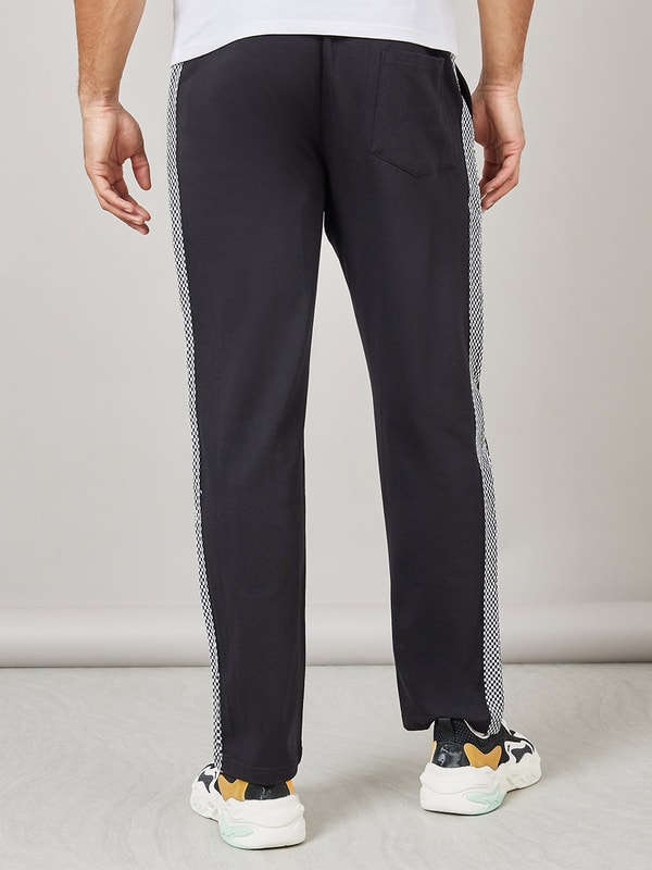 Side Taping Pintuck Detail Straight Fit Jogger | Styli