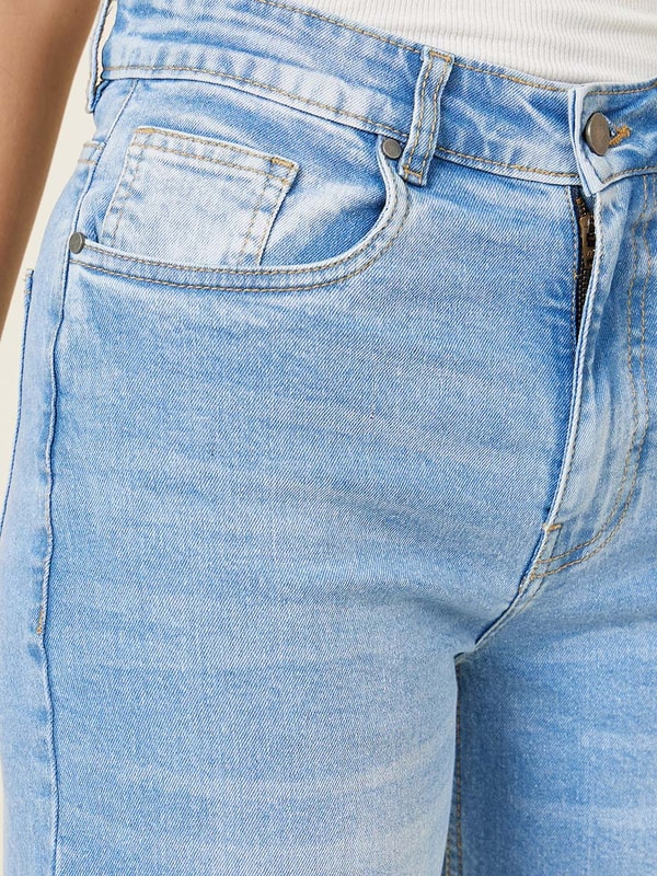اشتري جينز بأرجل واسعة وتفاصيل باهتة أزرق فاتح ل النساء ستايلي السعودية