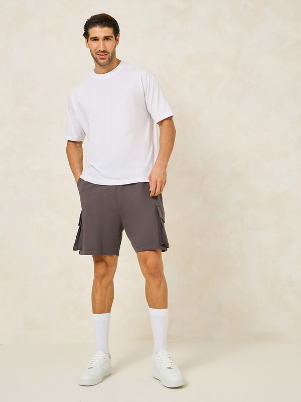 Oversized Basic Knit Cargo Shorts For Men at Saudi | Styli