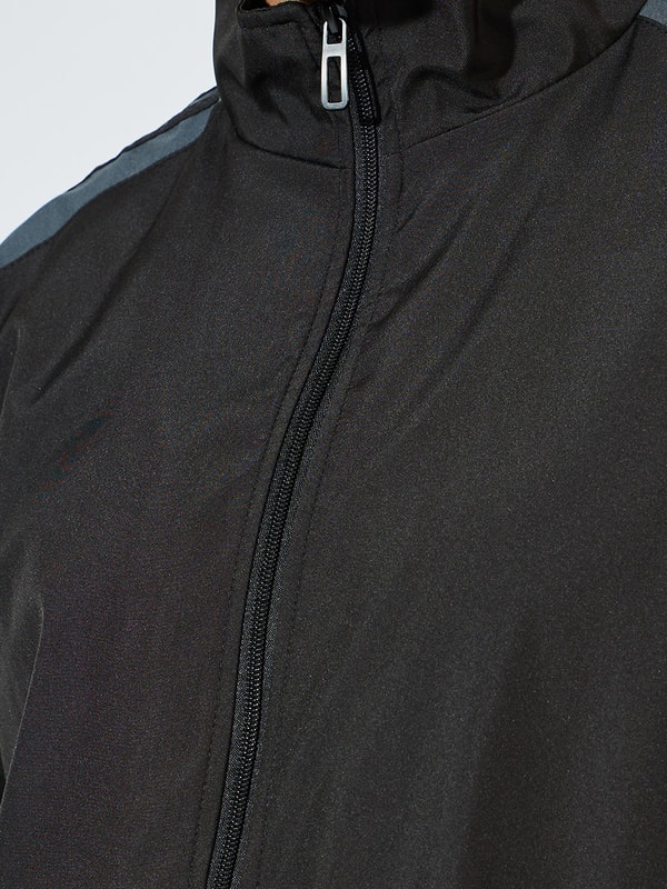 Front Zip Striped Panel Detail Athleisure Track Suit For Men at Saudi ...