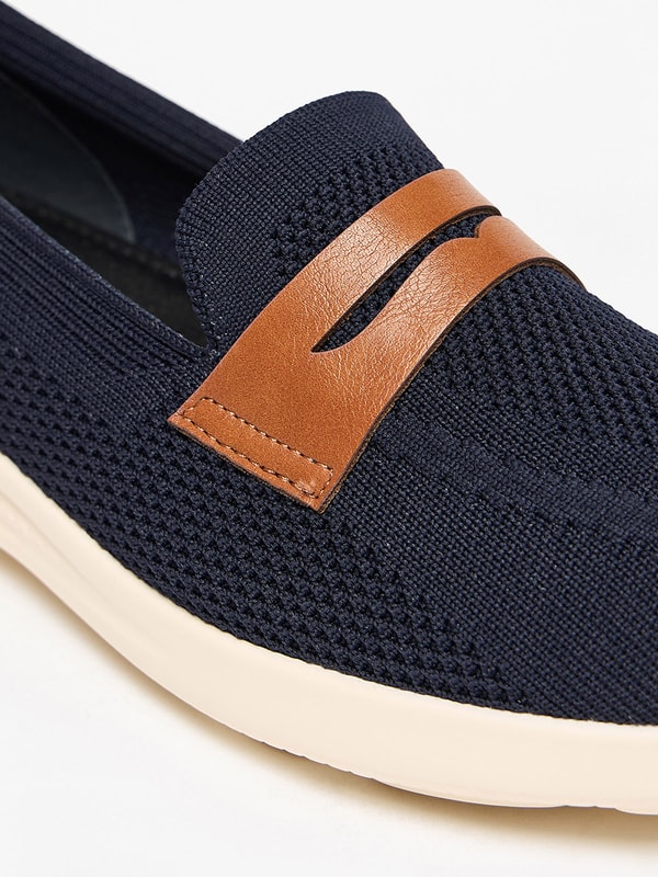 Mesh Textured Slip-On Shoes with Pull Tabs For Women at Saudi | Styli
