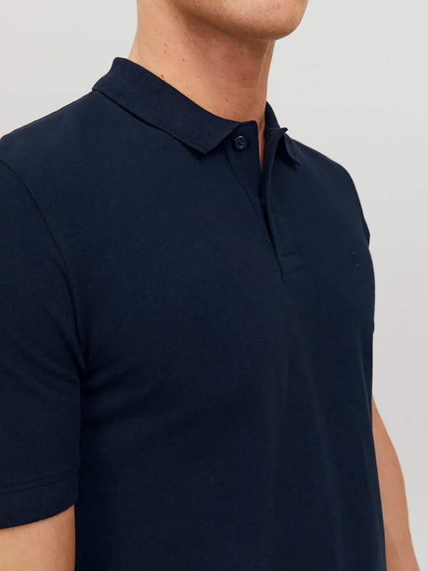 JJEBasic Regular Fit Polo with Button Placket For Men at Saudi | Styli