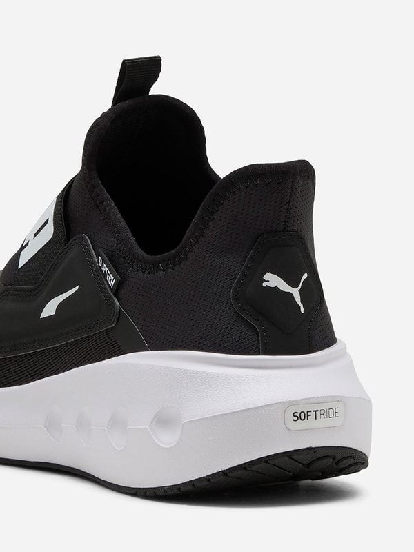 Softride Carson Sliptech II Trainers For Men at Kuwait | Styli